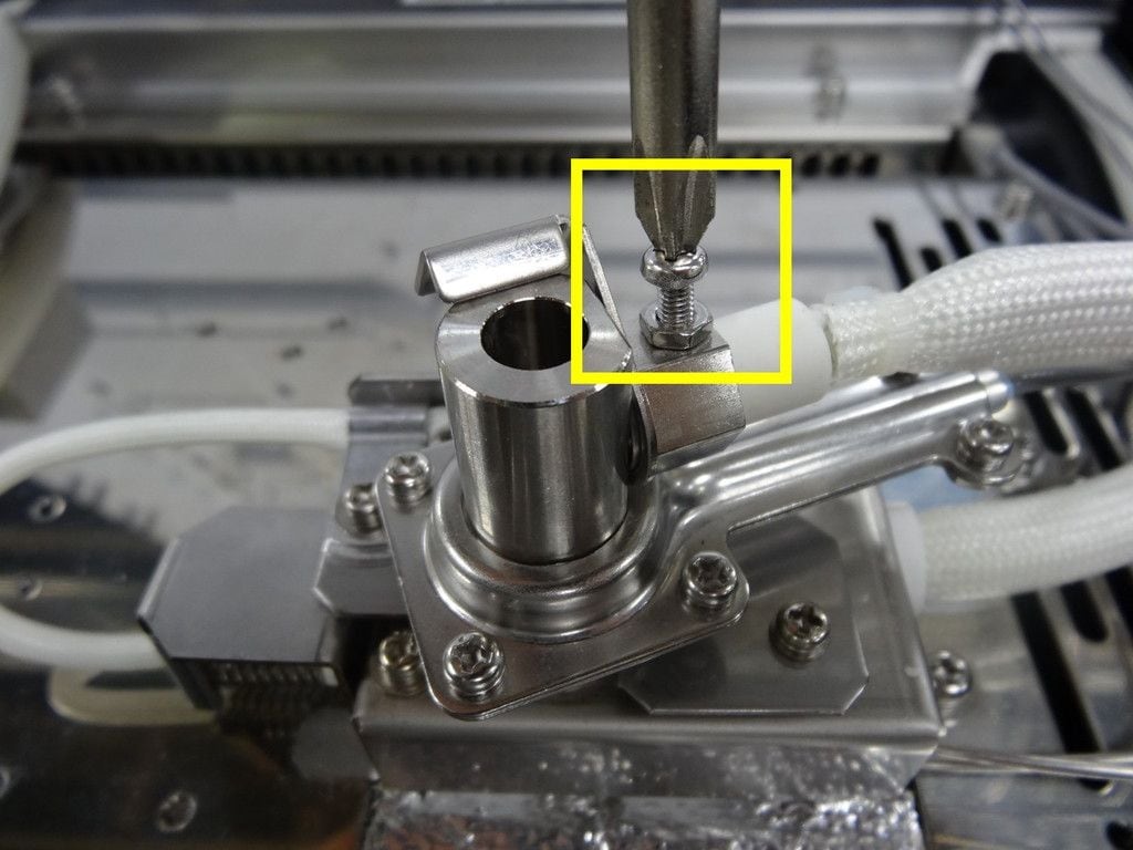 Replacement of FID Igniter