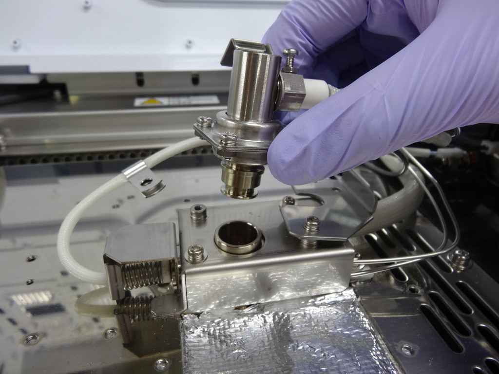 Inspection of FID Collector and Replacement of Jet